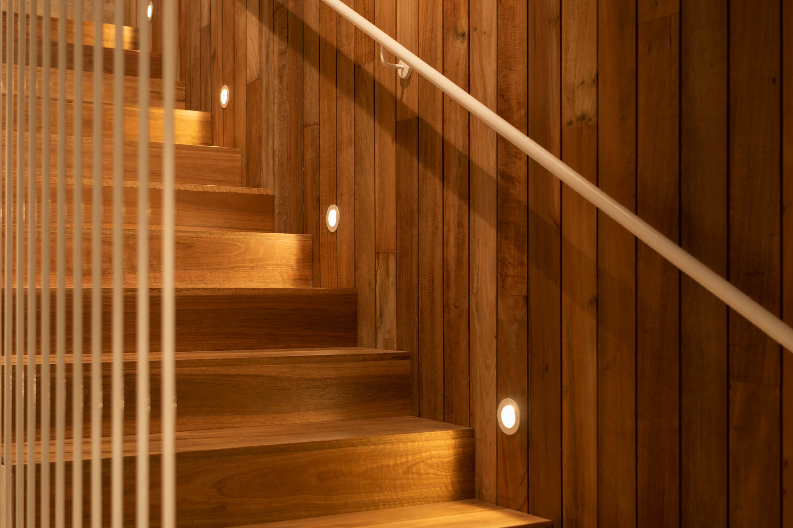 Ovo Wall Light – The Light House Noosa